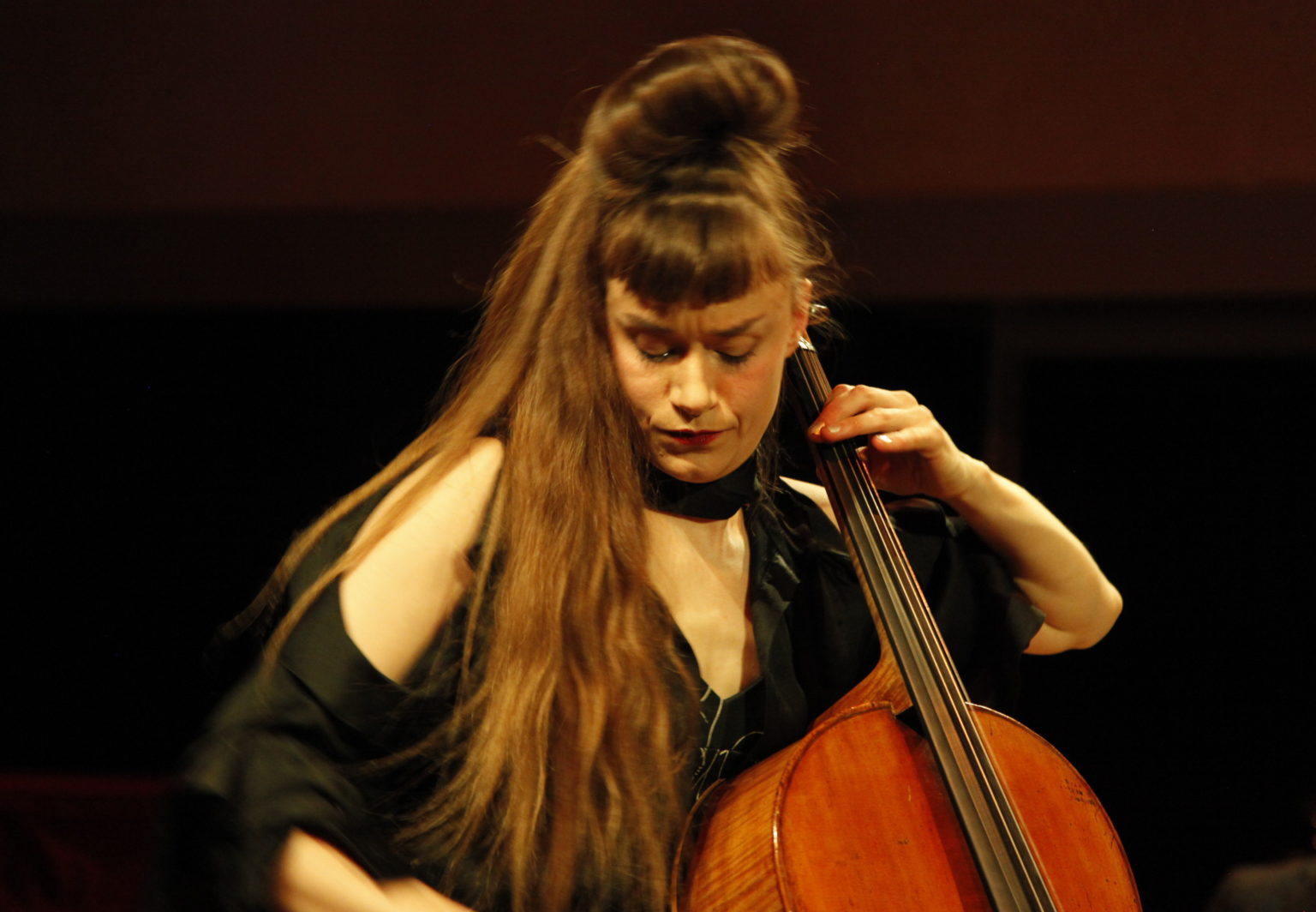 Josefine Opsahl er en bemærkelsesværdig kunstner og komponist ...